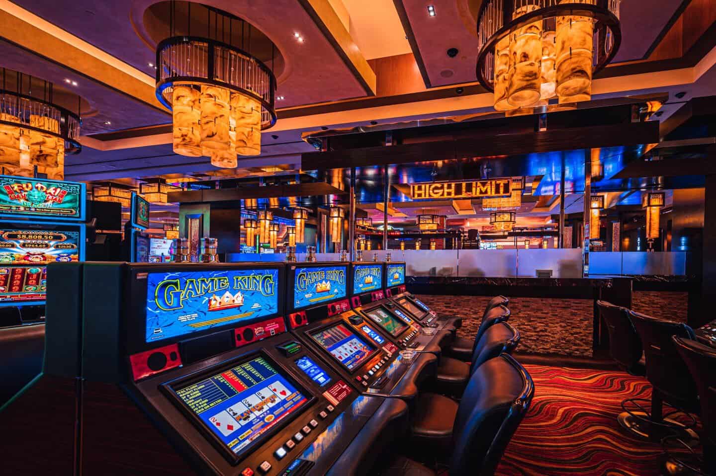 Your Perfect Date Night at Red Rock Casino - Station Casinos Blog